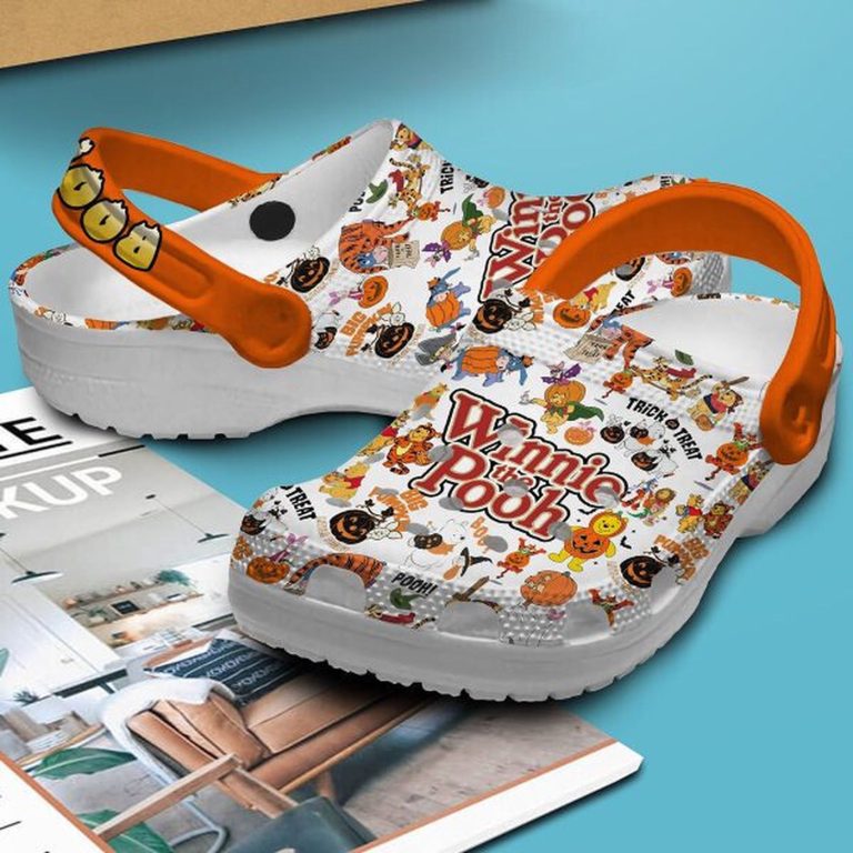 New Design Of Eye-catching Winnie The Pooh Halloween Clogs - Bafud